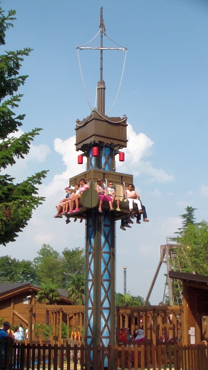 Jumping Tower Blooloop