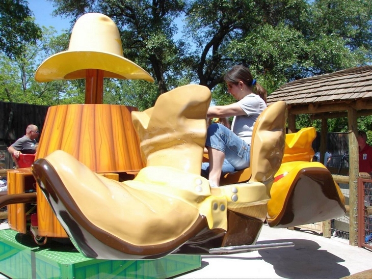 Jump Around Blooloop