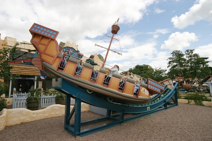 Rocking Tug Blooloop